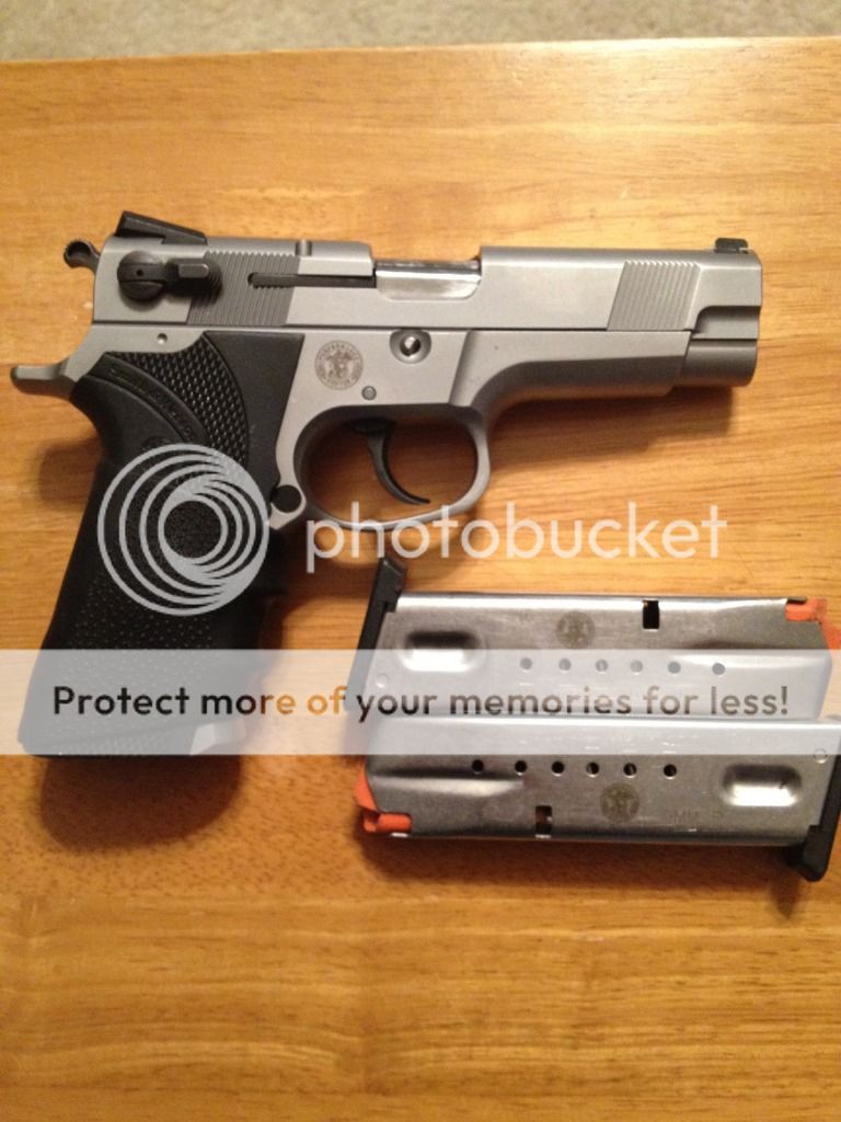 WTS - S&W Performance Center 5906